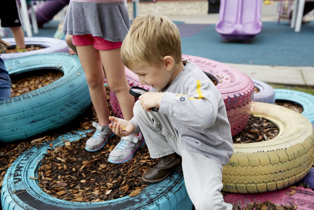 Make the Most of Your Backyard with Loose Parts Play